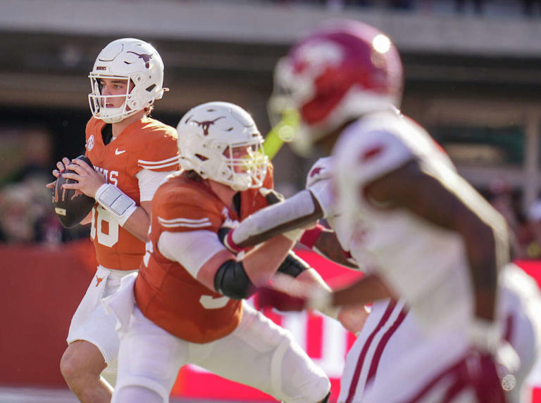 Texas vs. Texas A&M: QB Arch Manning shows 'resolve and resiliency ...