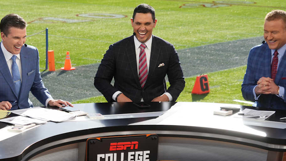 David Pollack predicts winner of Oregon-Washington matchup