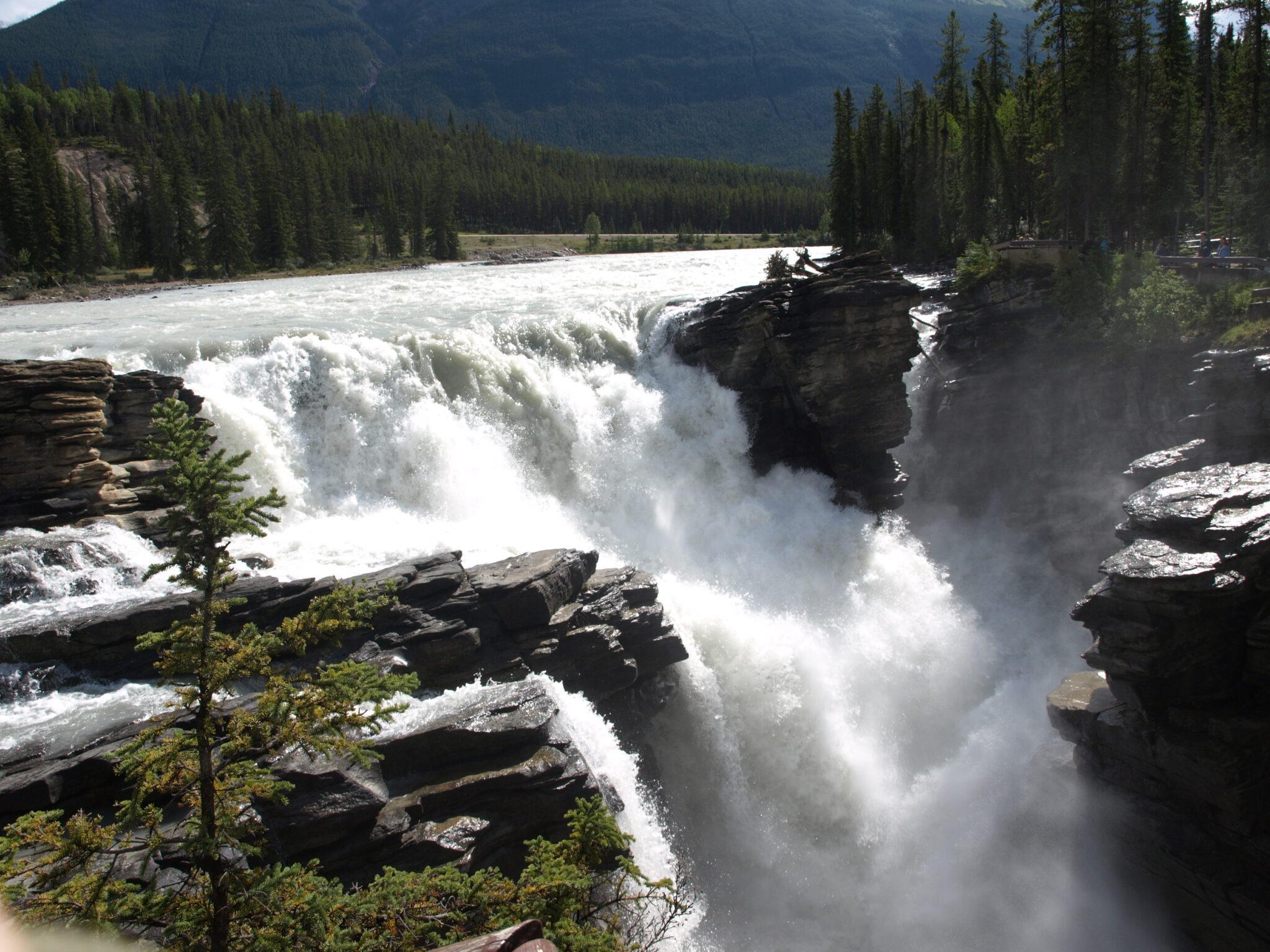 The “other” Niagara: Breathtaking Canadian waterfalls without the crowds
