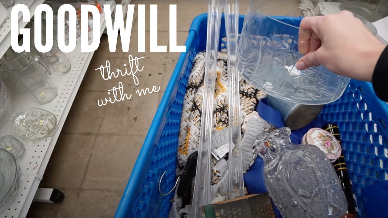 Score! I missed it, she found it | Goodwill thrift with me | Reselling