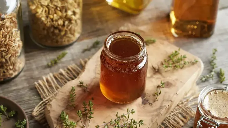 Tekuté zlato zimy: Z posledních zbytků bylinek vytvoříte zásoby na celou zimu