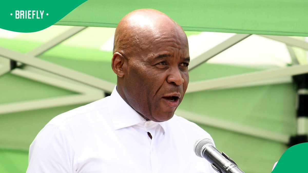 Tshwame's deputy mayor Eugene Modise allegedly benefitted from tender