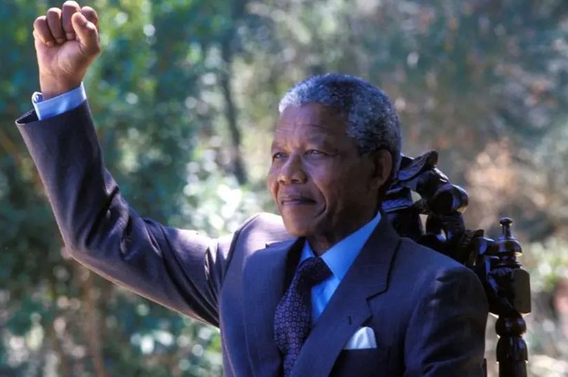 Nelson Mandela statue in Glasgow unveiled as new design officially chosen