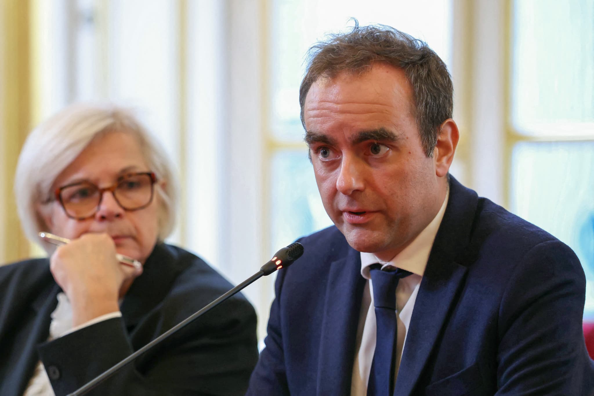 Le Vrai Danger Pour Le Pays C Est L Absence De Budget Sébastien