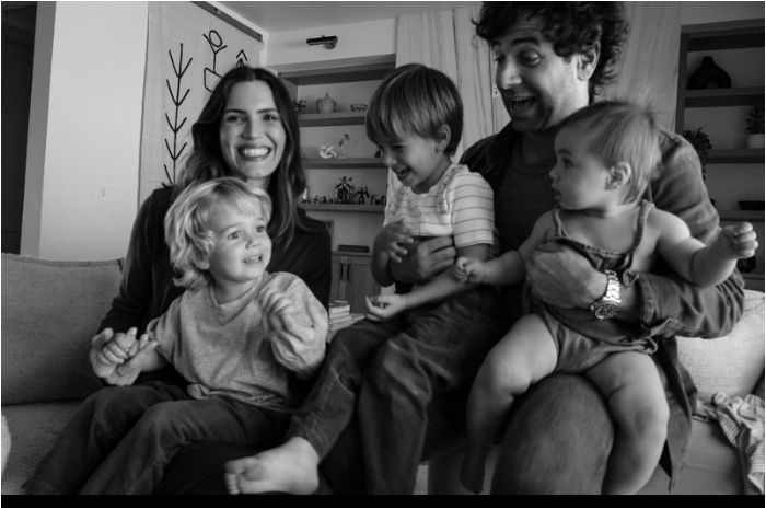 Meski Telah Kehilangan Rumah, Mandy Moore Ungkap Rasa Syukur di Hari ...