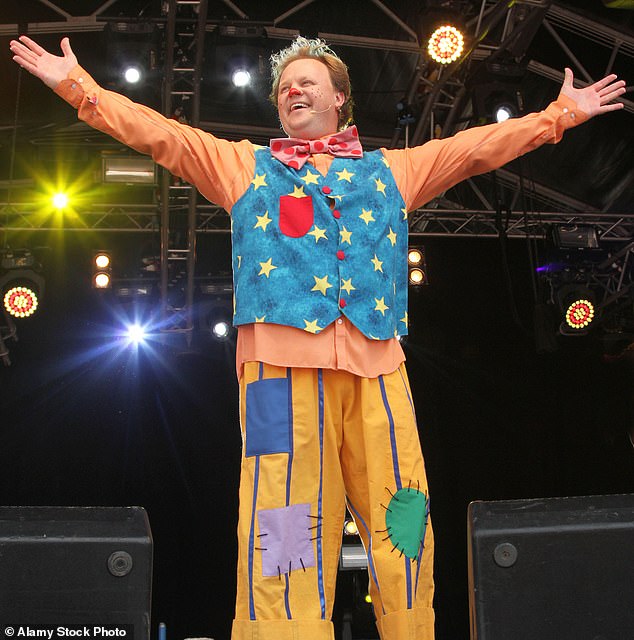 Wayne Rooney blames MR TUMBLE for his vasectomy and says he 'hates' the ...