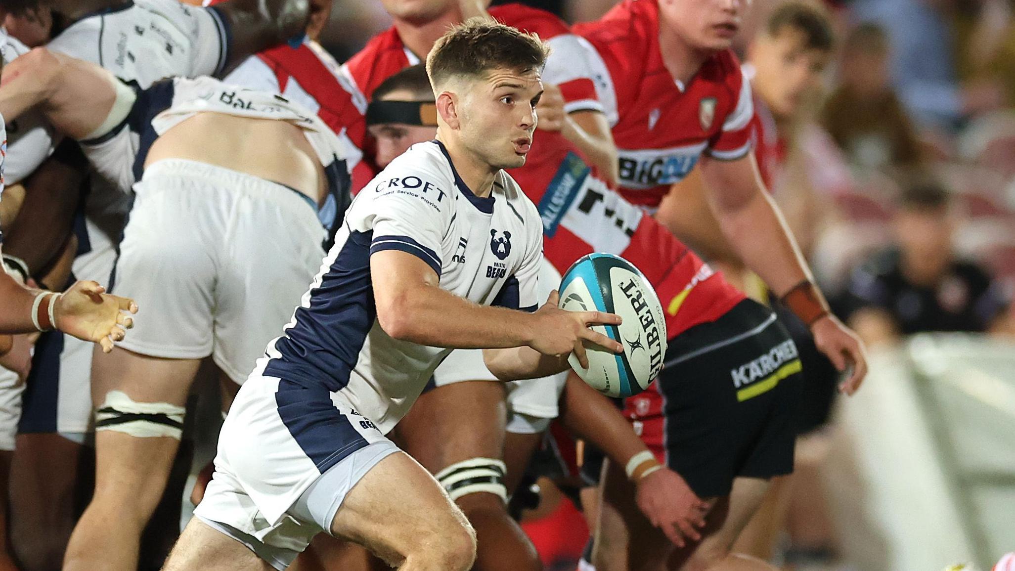Randall and Lane on track for Christmas return