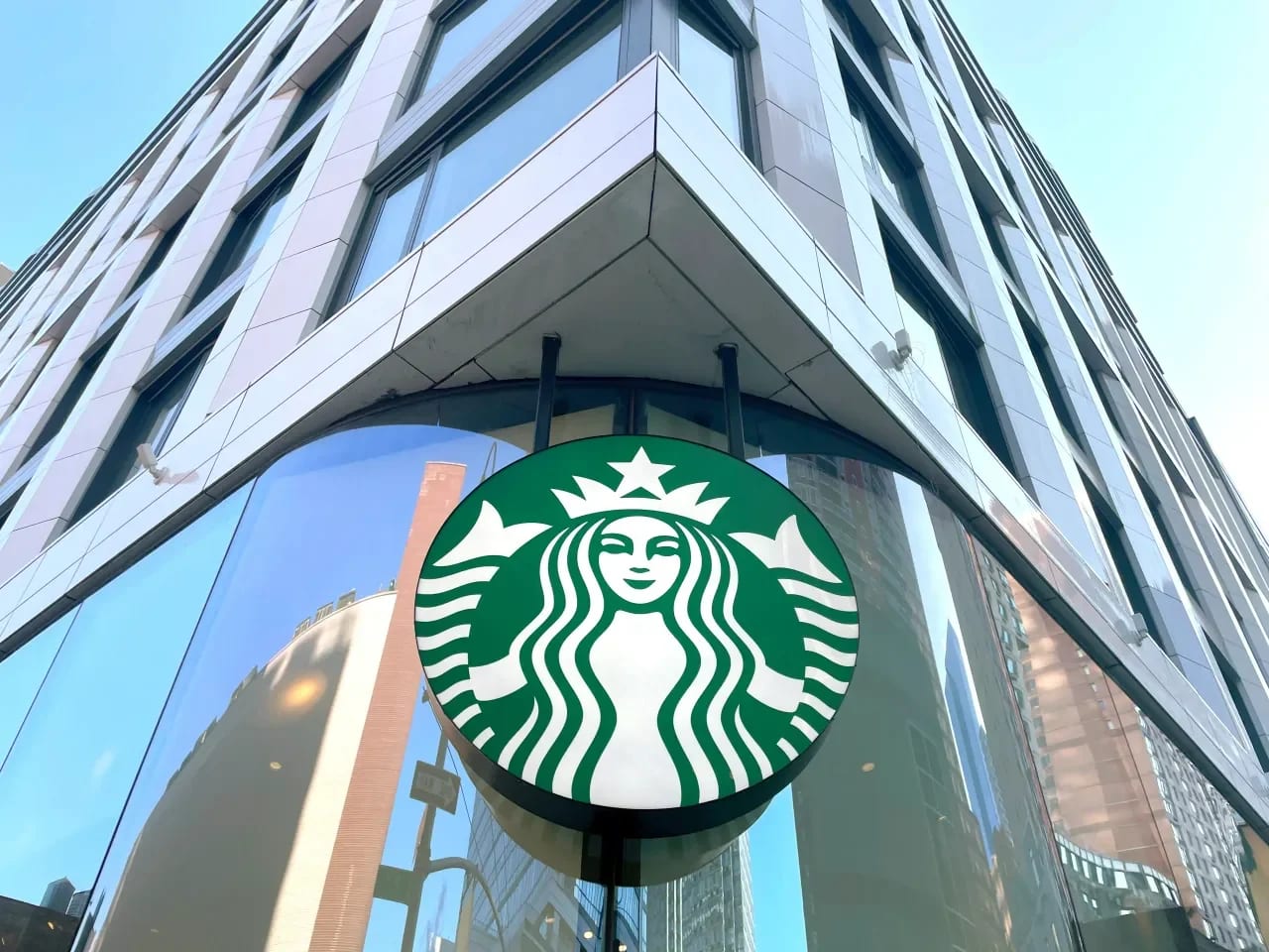 Starbucks Union Strike Spreads To Over 120 Stores, Workers Press For ...