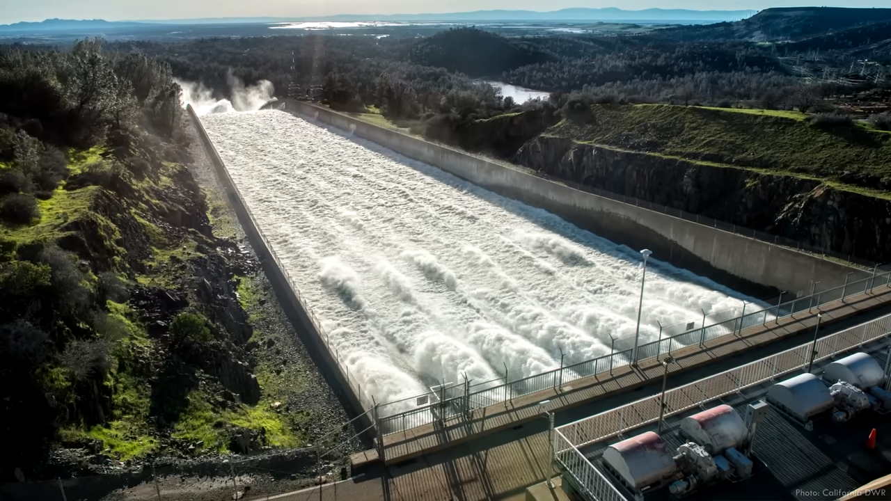 How One Crack in the Oroville Dam Almost Triggered a Catastrophe