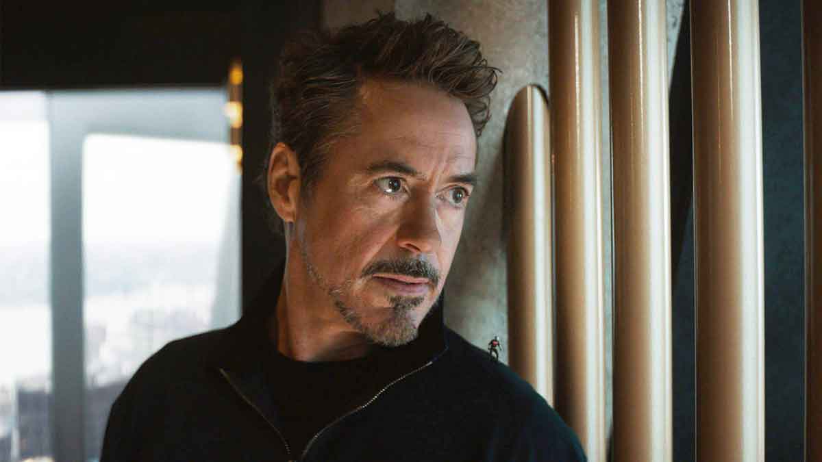 Marvel trata a Robert Downey Jr como si fuera un rey