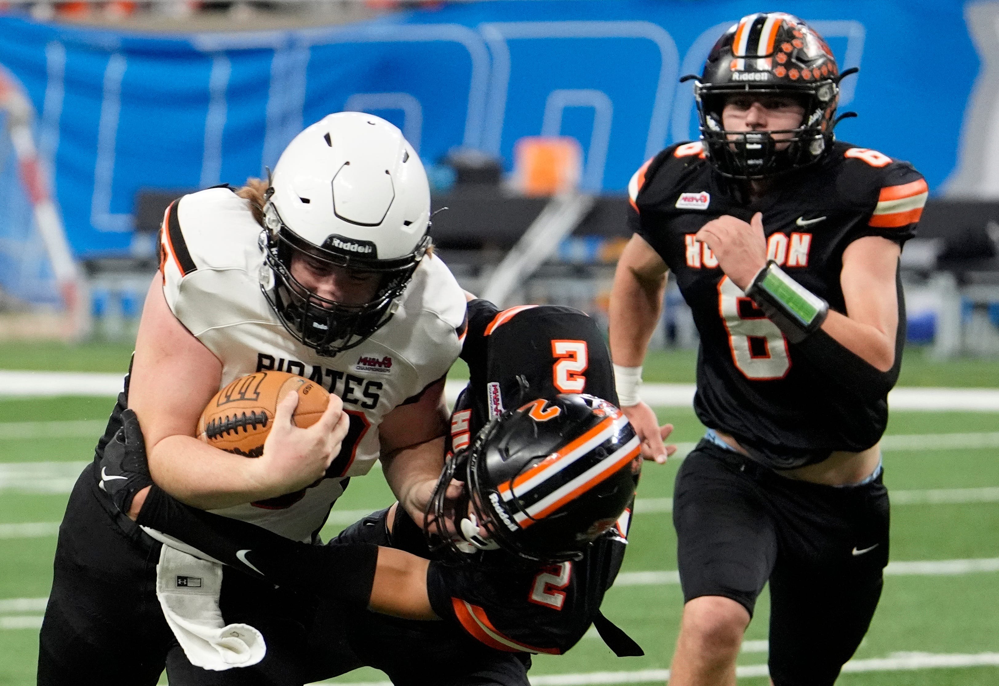 MHSAA football D-8 state finals score: Harbor Beach beats Hudson 31-20