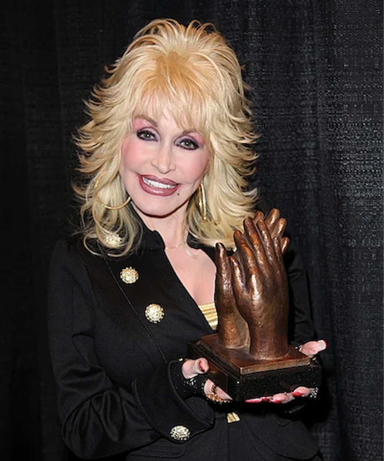 Dolly Parton cancels concert series amid health concerns: 'A little bad ...