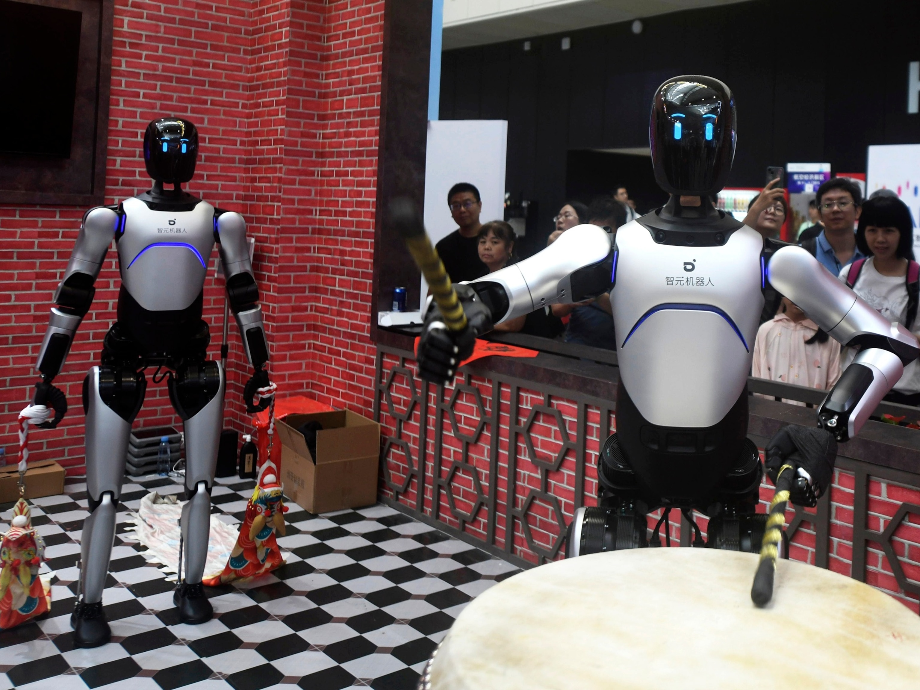 Meet the humanoid robot that just set a new world walking record