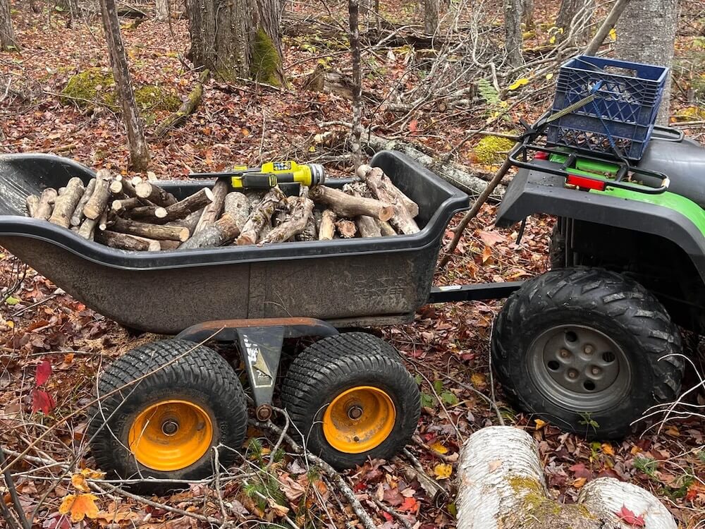 Off-gridder reveals strategy for staying warm throughout winter: 'That ...