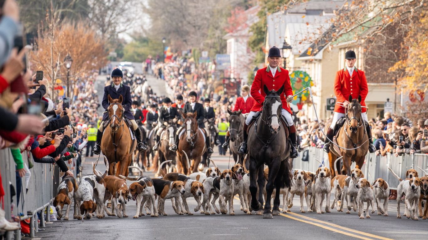 The best small town Christmas parades and celebrations near D.C.