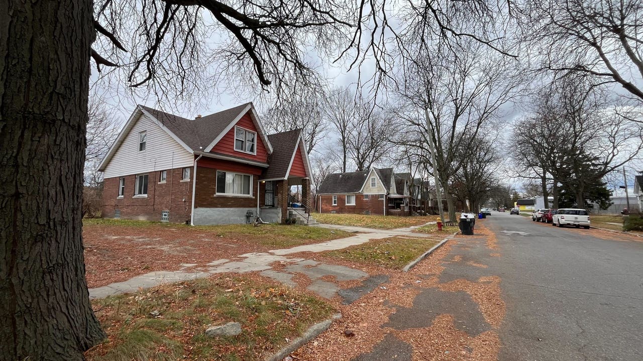 Resident finds baby on porch on Detroit's west side