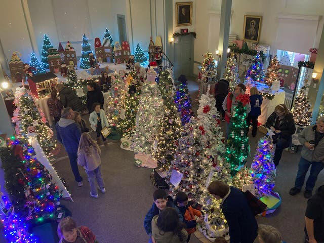 Danvers Parade Of Trees Festival Returns For 17th Year