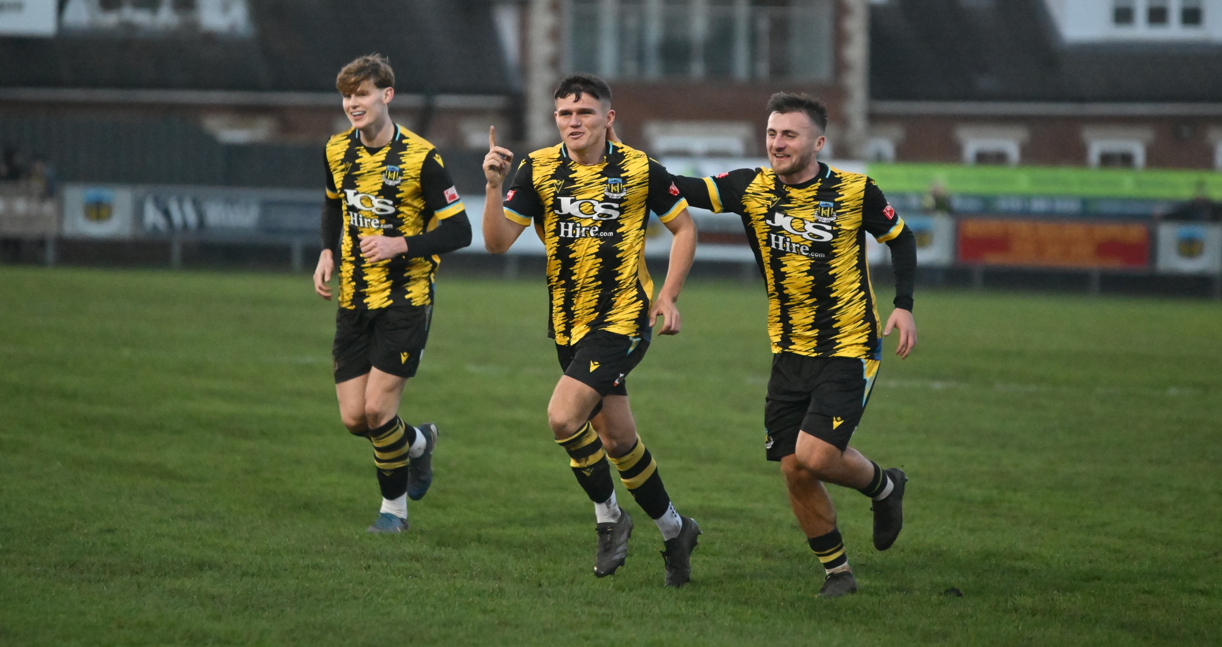 Hebburn Town look to move into pole position in promotion race in ...