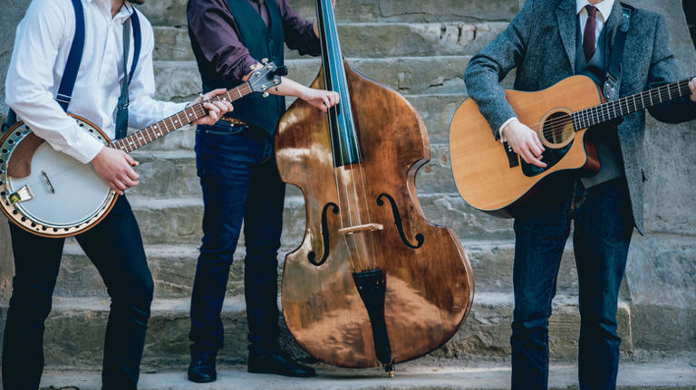 North Carolina's Alpine Hideaway Is A Great Smoky Mountain Hamlet With ...