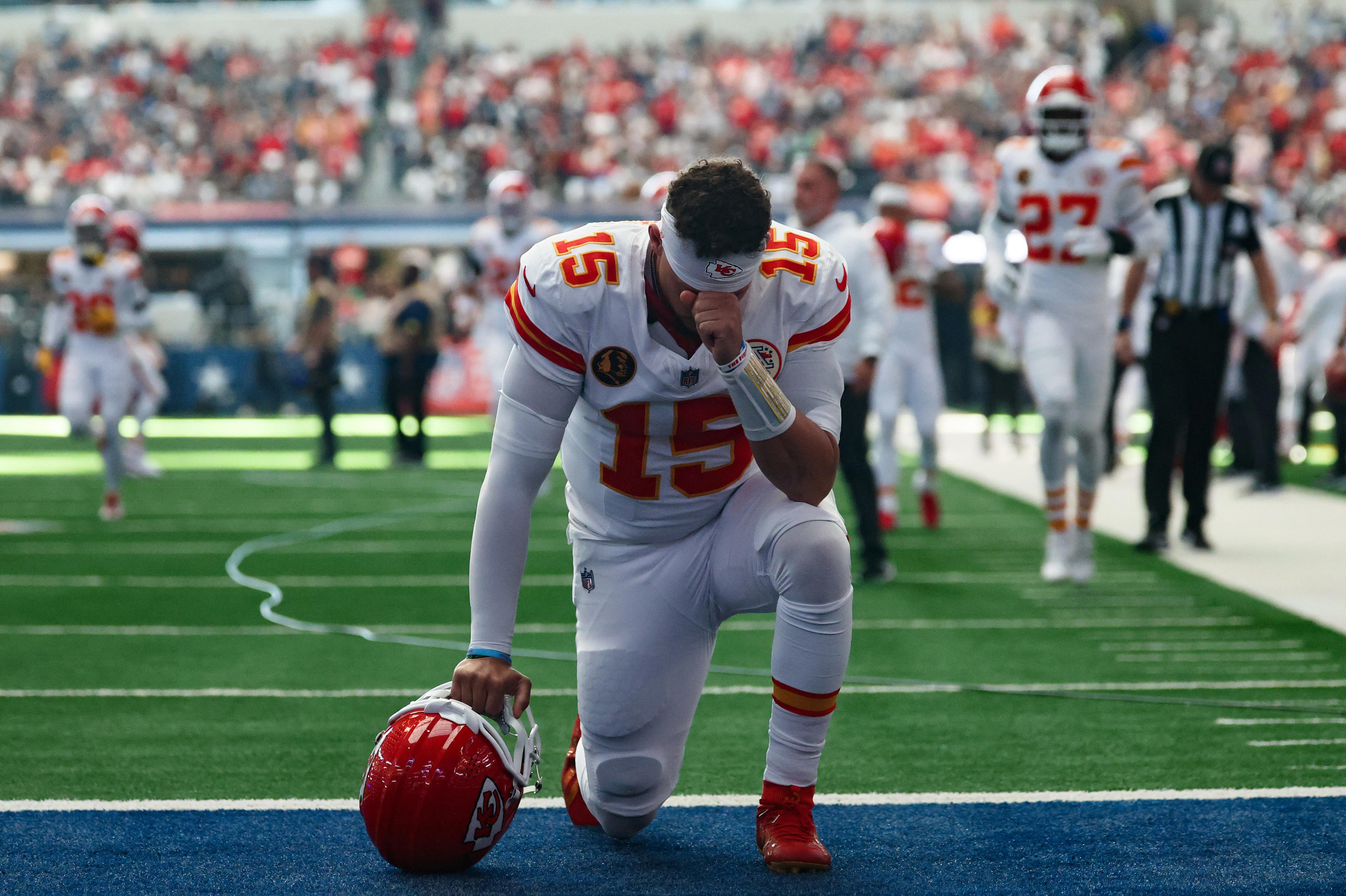 Chiefs QB Patrick Mahomes wins 2025 Derrick Thomas Team MVP Award