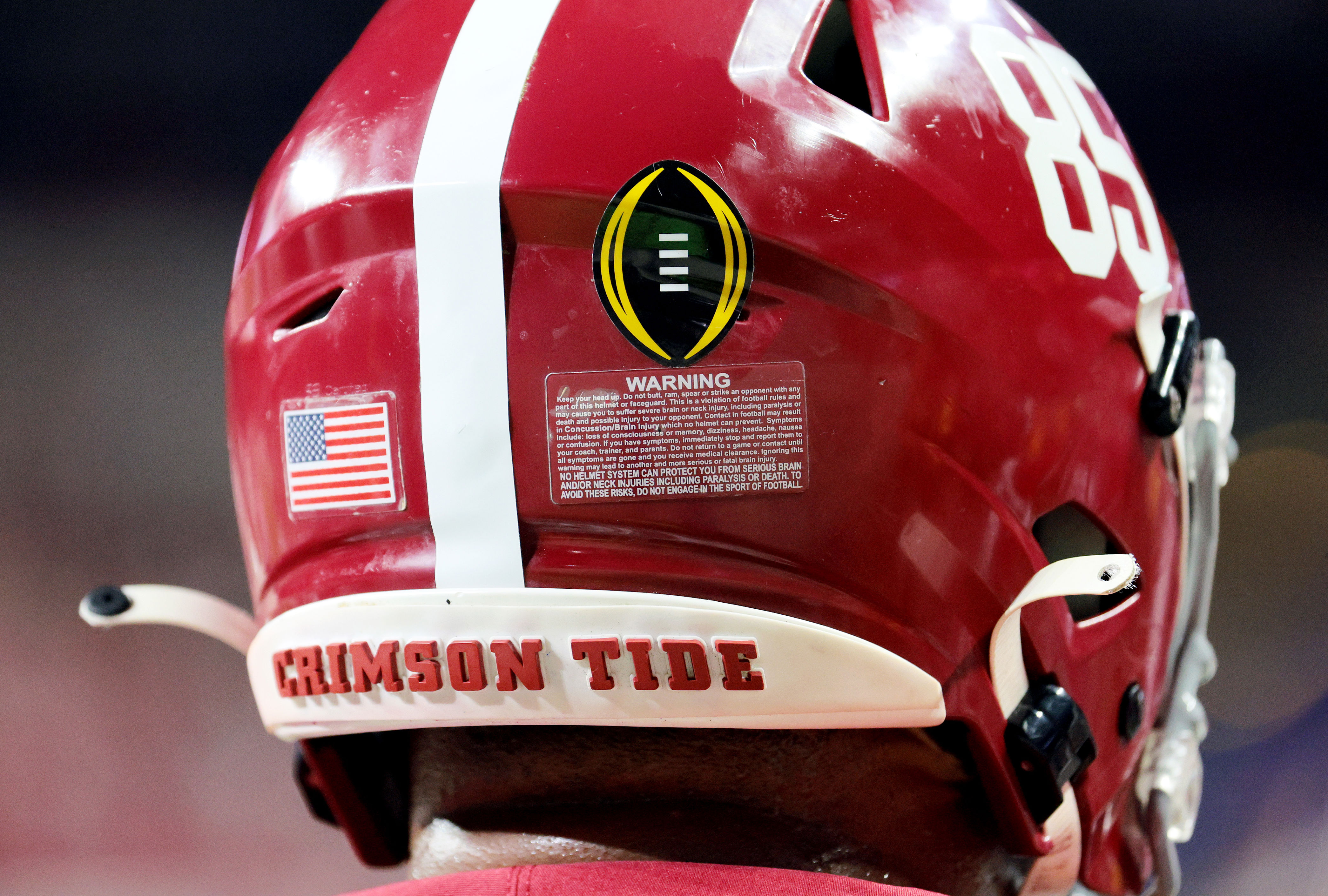 Alabama coach takes new job before Auburn game