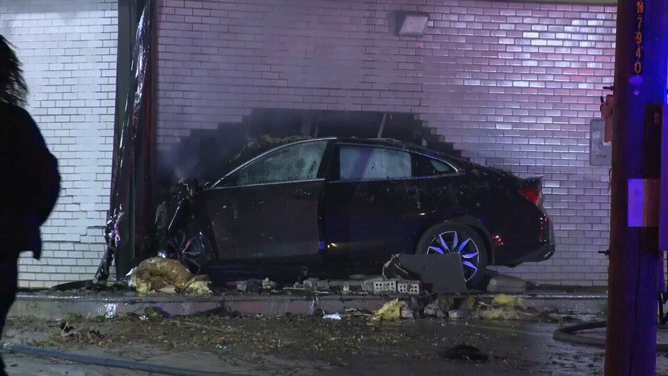 Car crashes into DeKalb County gas station with child inside