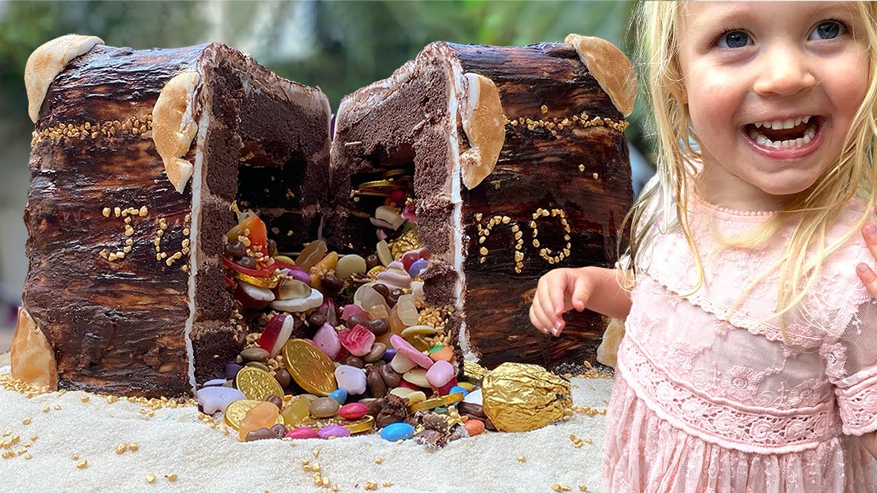 Epic Treasure Chest Cake for Juno's 3rd Birthday! | Giant Chocolate ...