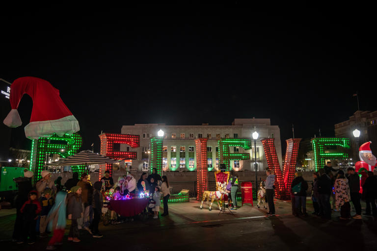 Holiday Lights Festival returns to downtown Reno