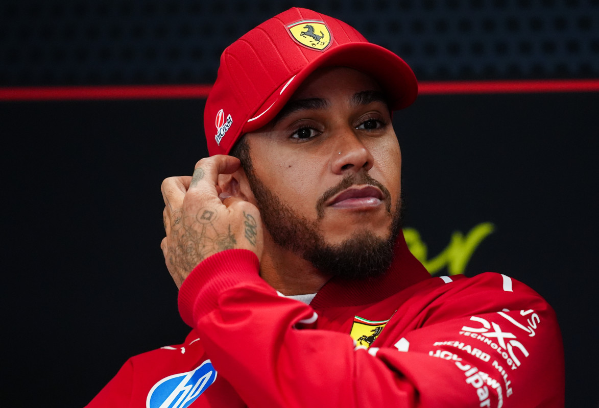 Lewis Hamilton apologizes after third straight Q1 disaster in Abu Dhabi GP