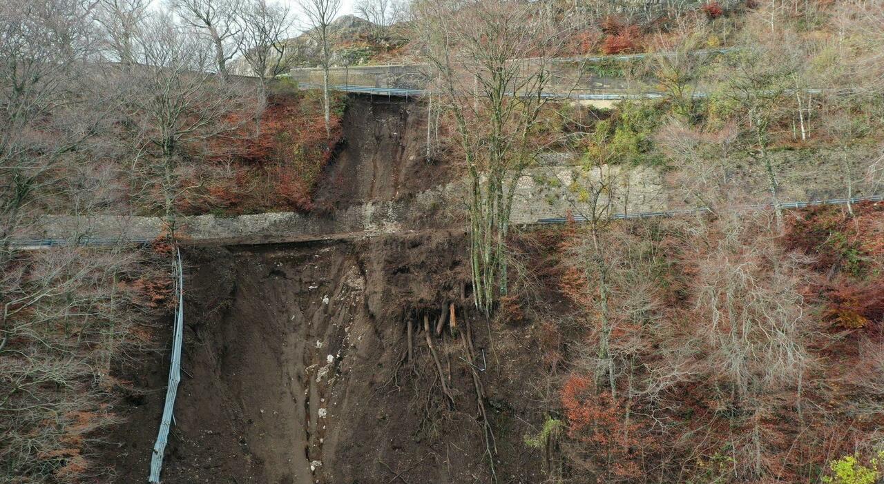 Frana a Montevergine, mesi per risanare la strada: gravissimi i danni ...