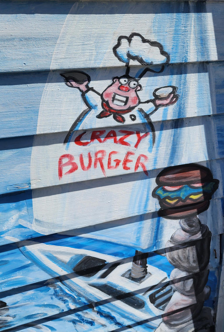Crazy Burger closes after 30 years. Why the owner decided it's time.