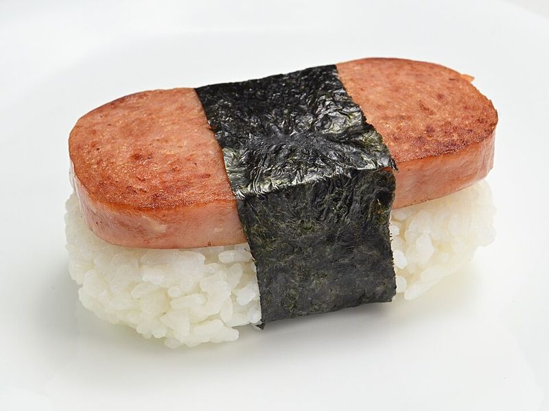 12 Hawaiian Foods That Make Locals Homesick The Second They Leave The ...