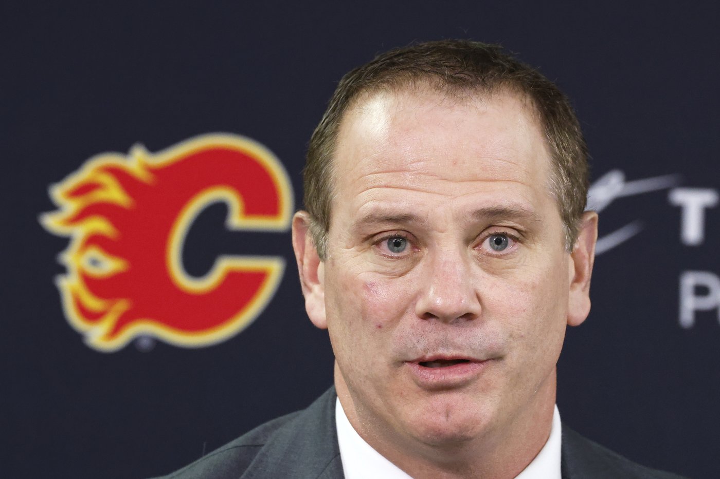Les Flames accordent une prolongation de contrat de deux ans au d-g ...