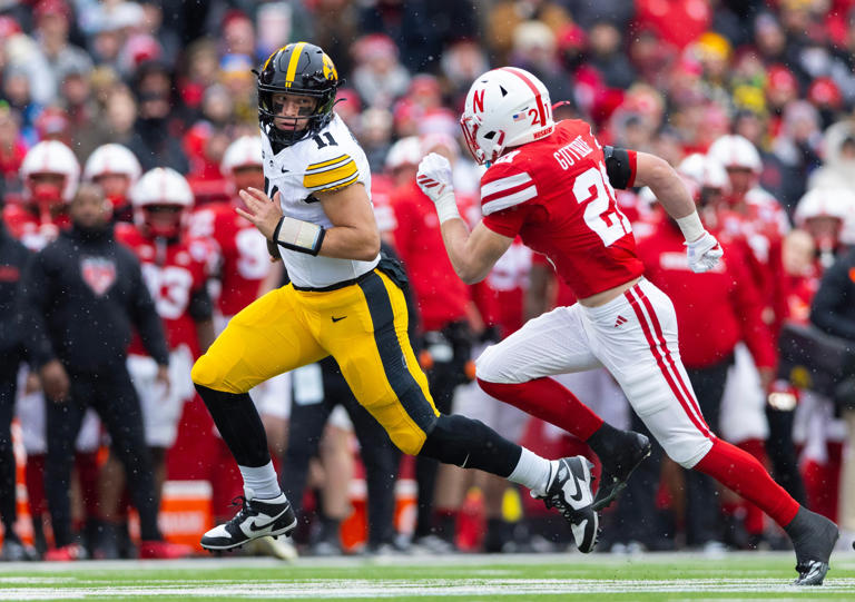 Iowa beats Huskers for 10th time in 11 meetings, shutting them down in ...