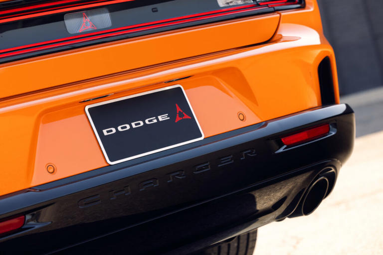 Florida just made your cute license plate frame a criminal offense