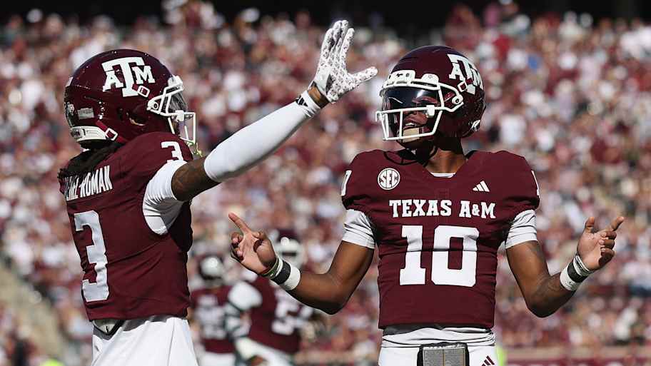 Texas A&M vs Texas: Final odds and predictions for Lone Star Showdown