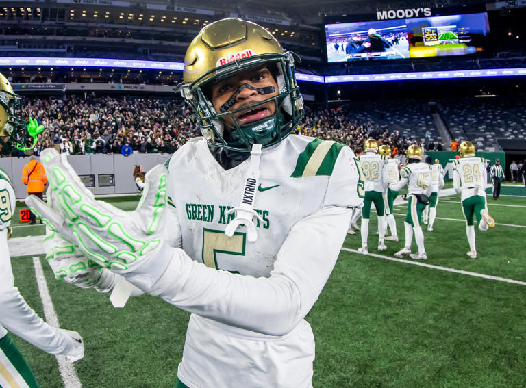 St. Joseph (Mont.) wins state championship, stuns No. 1 football team ...