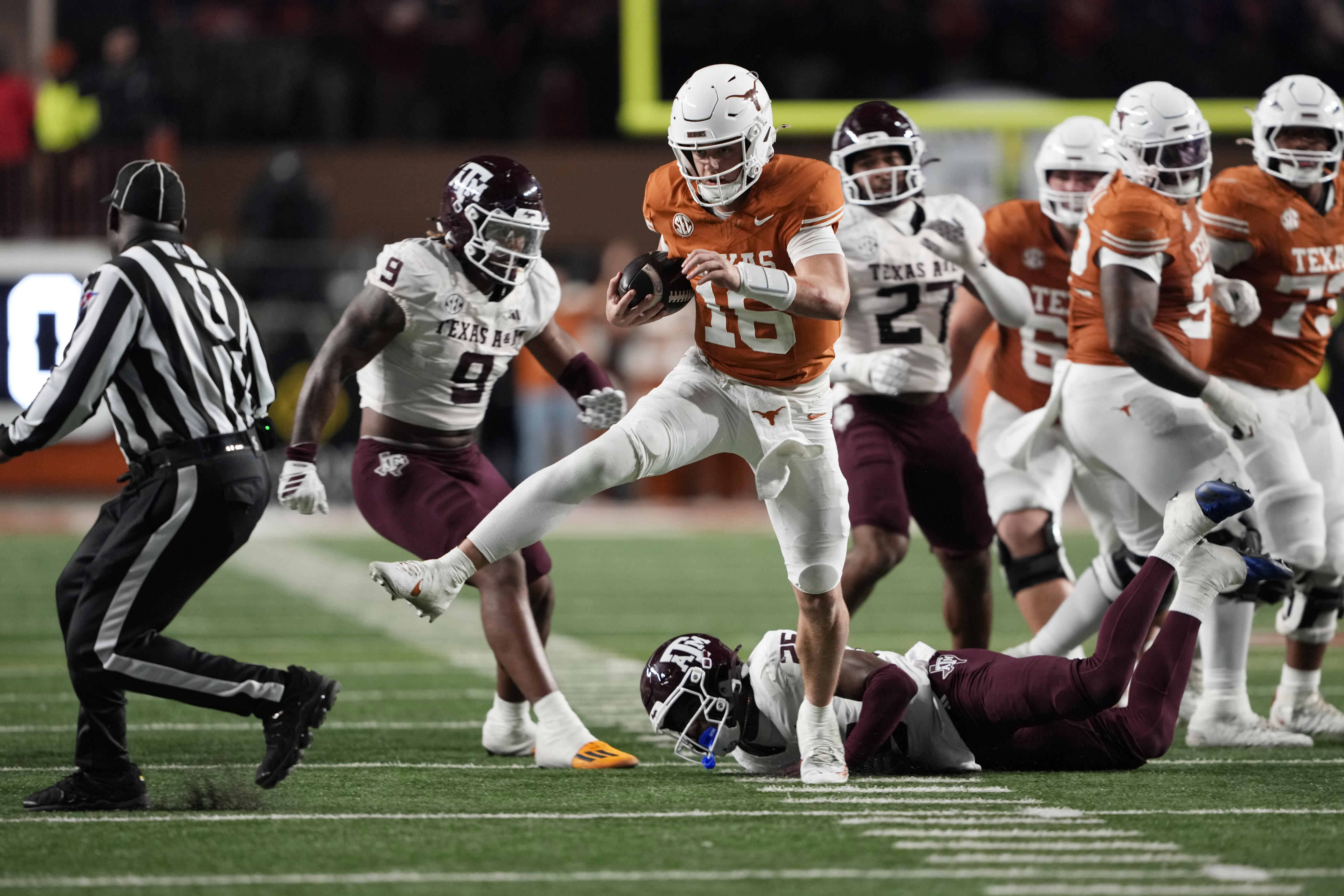Arch Manning, Texas spoil Texas A&M’s bid for undefeated season to keep ...