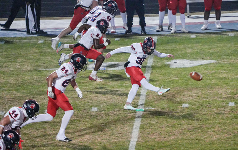 High school football matchups set for SCHSL state championships