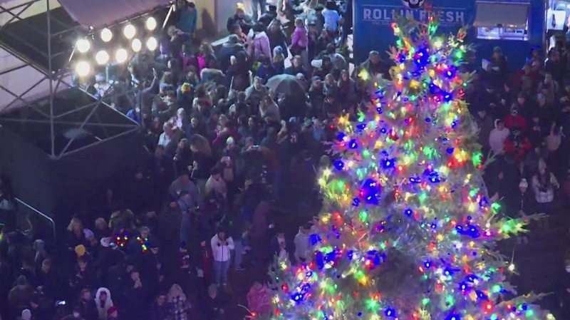 Pioneer Square’s Tree Lighting Ceremony rings in Christmas season for ...