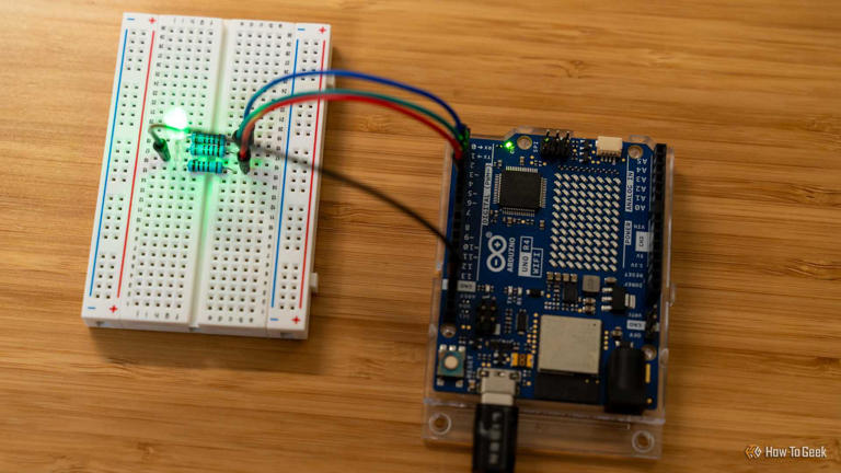 These are the first projects I made with my Arduino