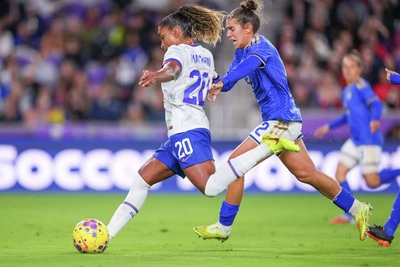 LIVE: USWNT beats Italy behind two goals from Cat Macario