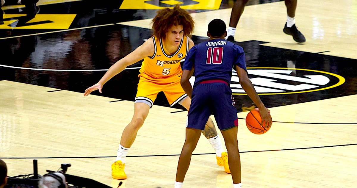 Hot start leads to 86-59 Mizzou win as coaches reunite