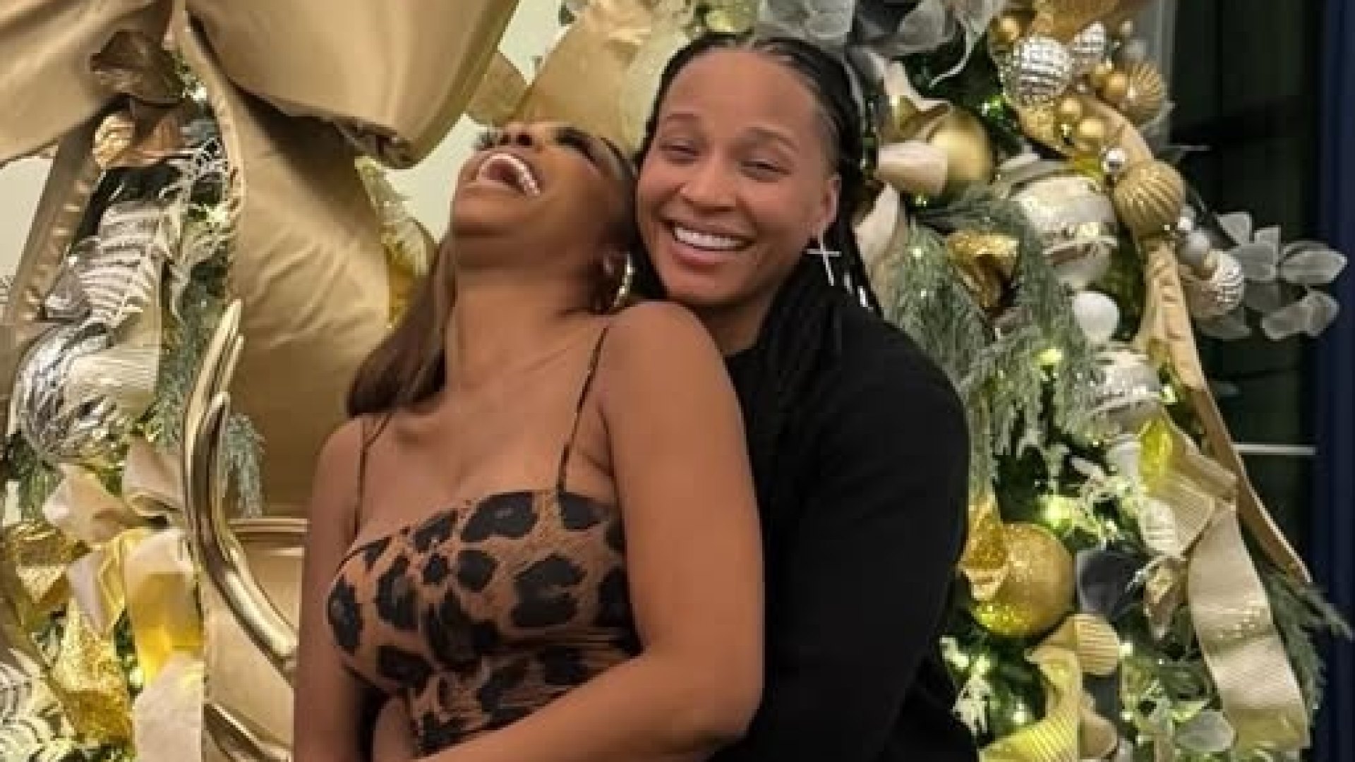Rhoas Porsha Williams Goes Instagram Official With New Girlfriend Sway 2943