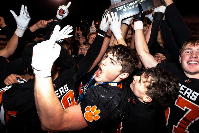 2025 IHSA football state championship recap: Shootouts, blowouts in ...