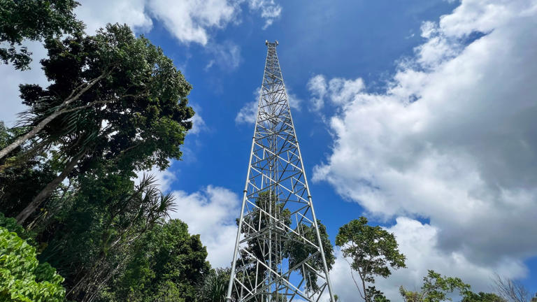 Google's global data hub plan for Christmas Island gets mixed reviews ...
