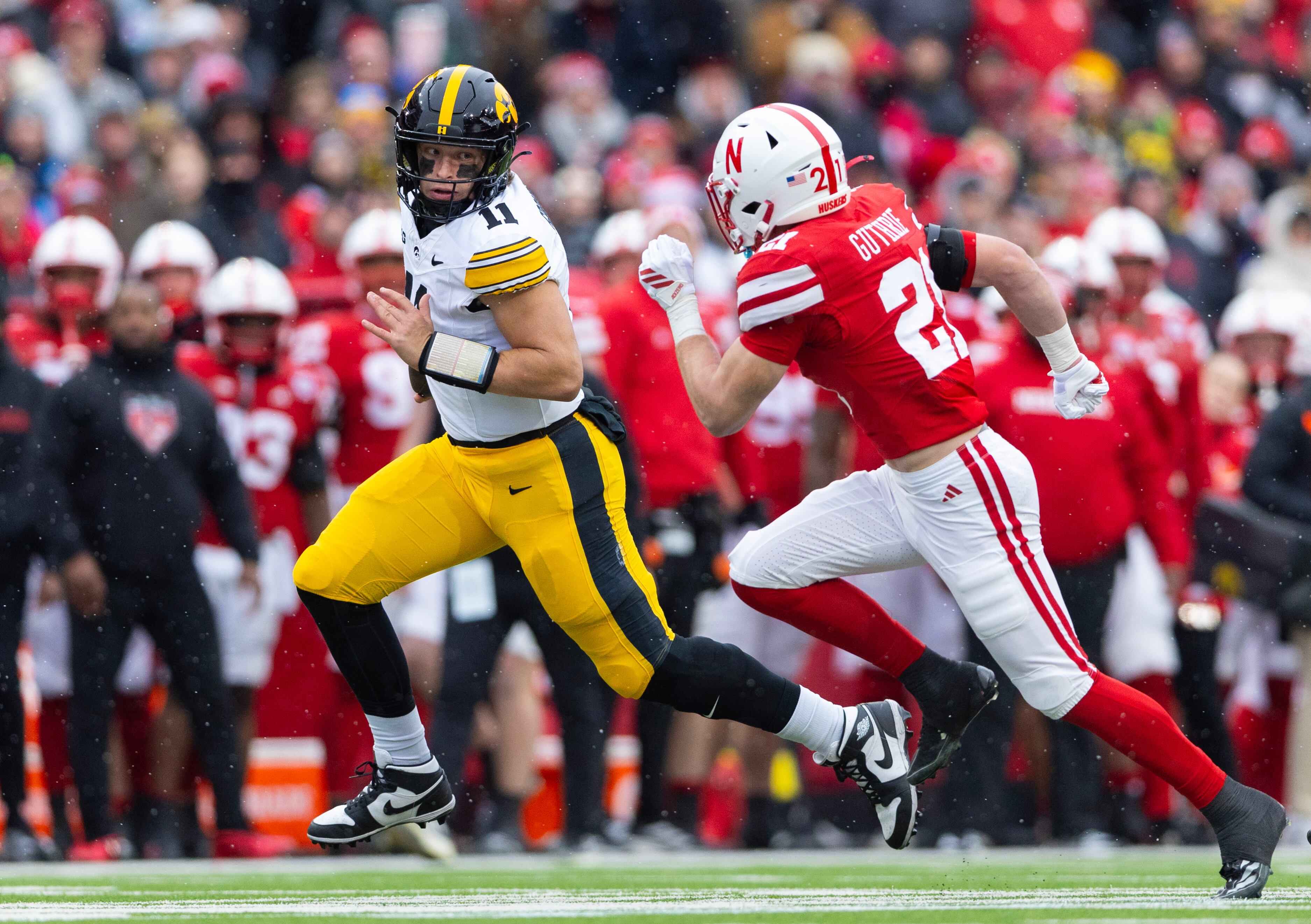 Iowa beats Huskers for 10th time in 11 meetings, shutting them down in ...