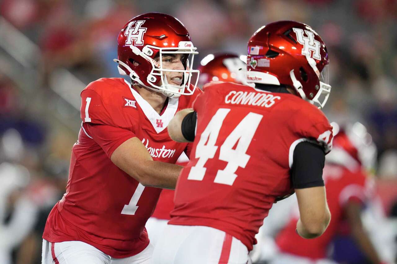 Houston Cougars look to cap turnaround regular season on high note in ...
