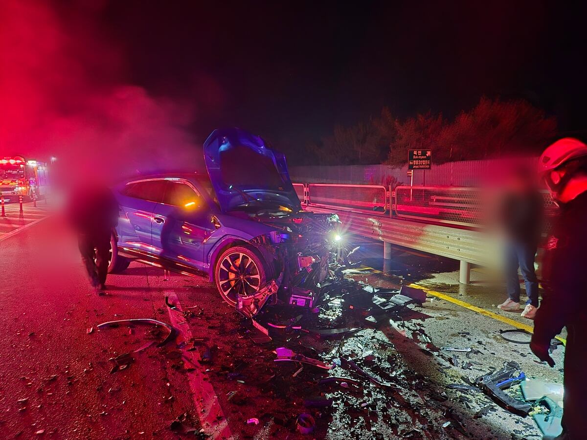 Jeongeup Wrong-Way Collision Kills 1, Injures 3