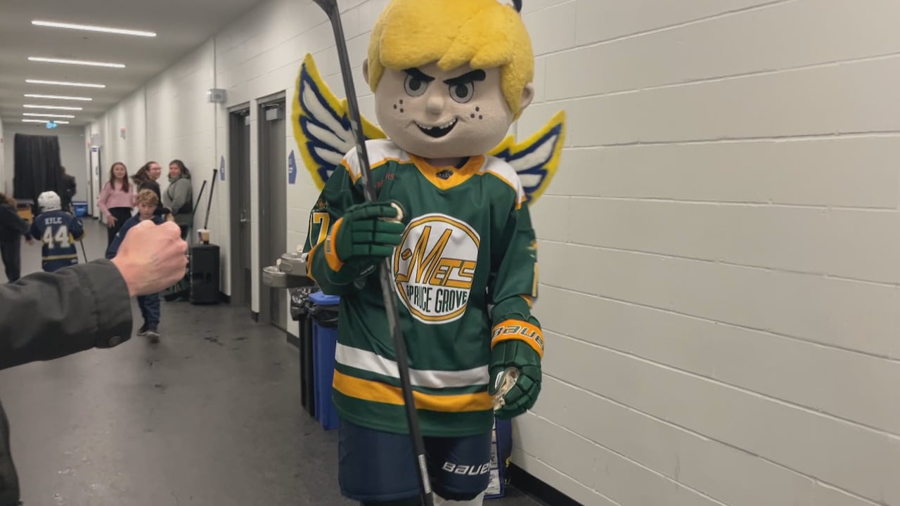 Junior hockey mascot on his viral moment and what the job demands